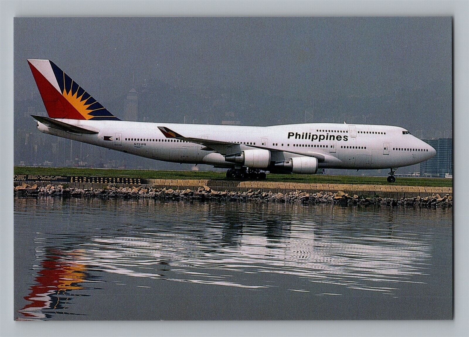 Aviation Airplane Postcard Philippines Airlines Boeing 747 in Hong Kong ...