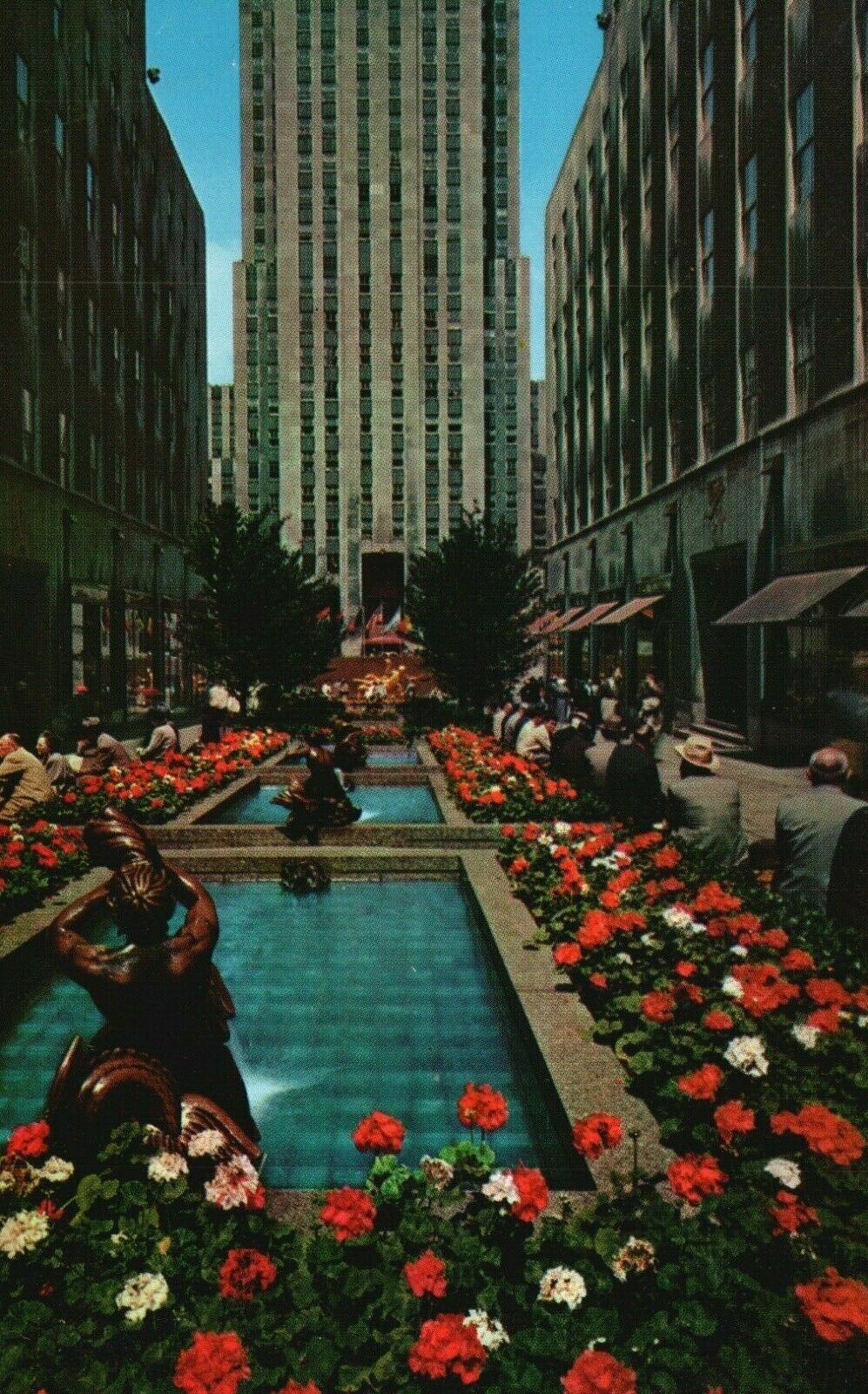 Vintage Postcard Fountains & Gardens in the Promenade Rockefeller Plaza ...