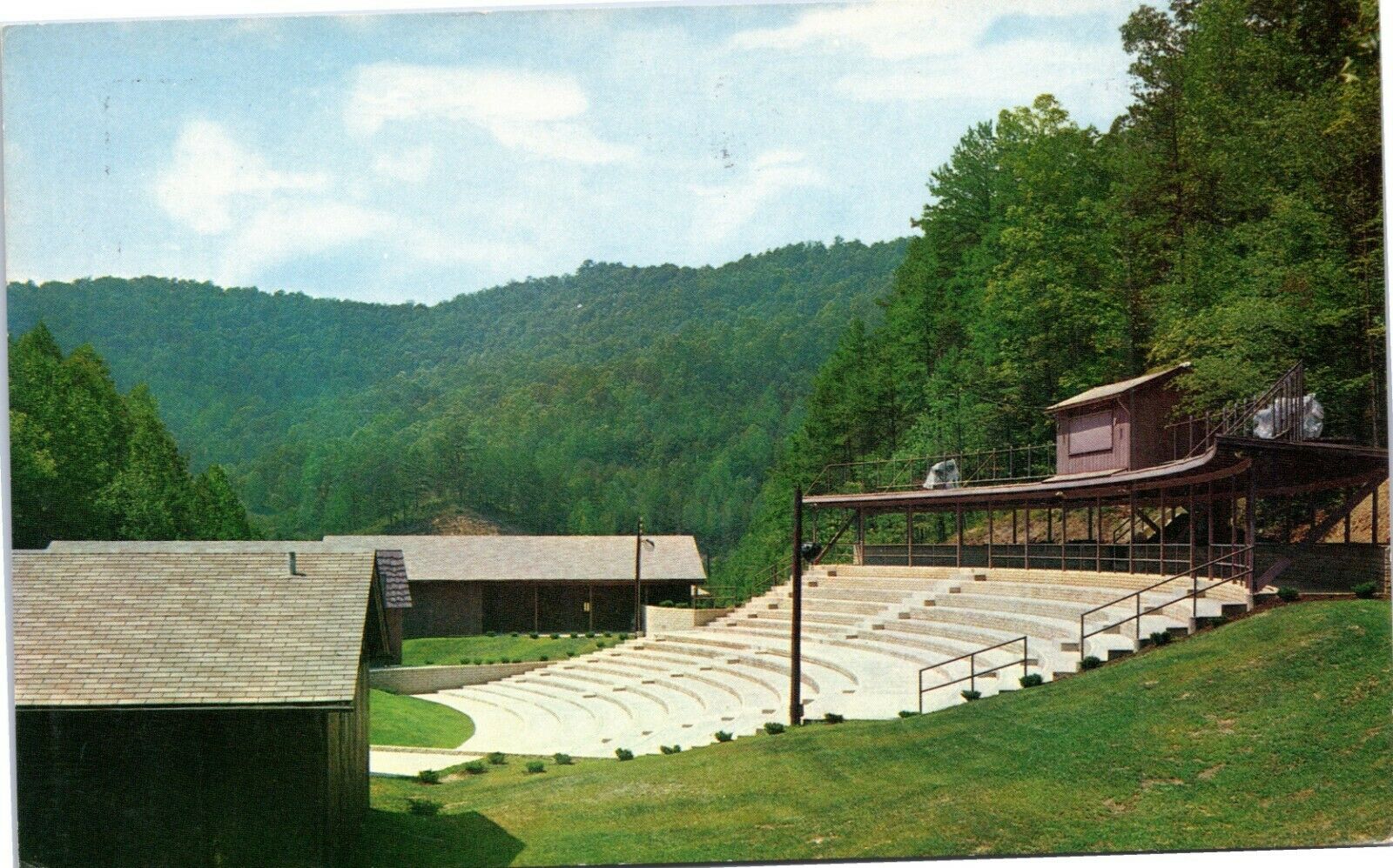 Jenny Wiley State Park - Amphitheater, Prestonsburg Kentucky | United ...