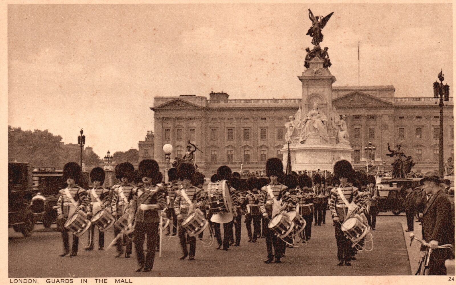 Vintage Postcard Guards In The Mall London England Photochrom Co Ltd ...