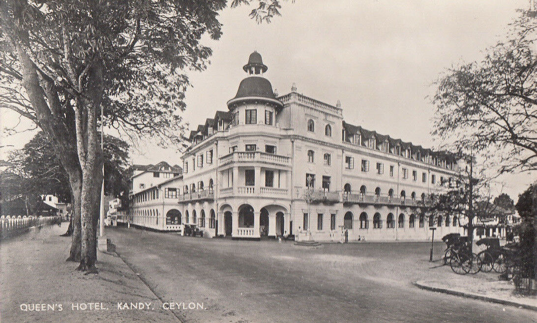 Lot of 3 photo postcards Sri Lanka Colombo hindu temple museum hotel ...
