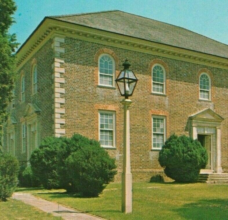 Int- Ext 18th Century Brick Colonial Church Box Pew Pohick Episcopal ...