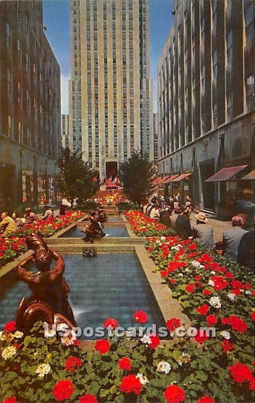 Fountains & Gardens, Promenade, Rockefeller Plaza, New York City, New ...