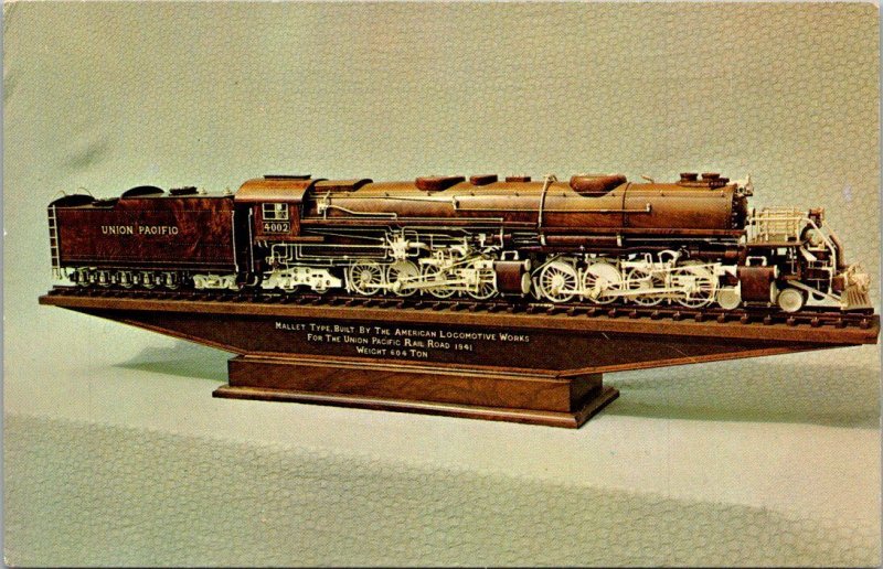 Trains Model Union Pacific Locomotive 4002 Largest Steam Engine Ever ...