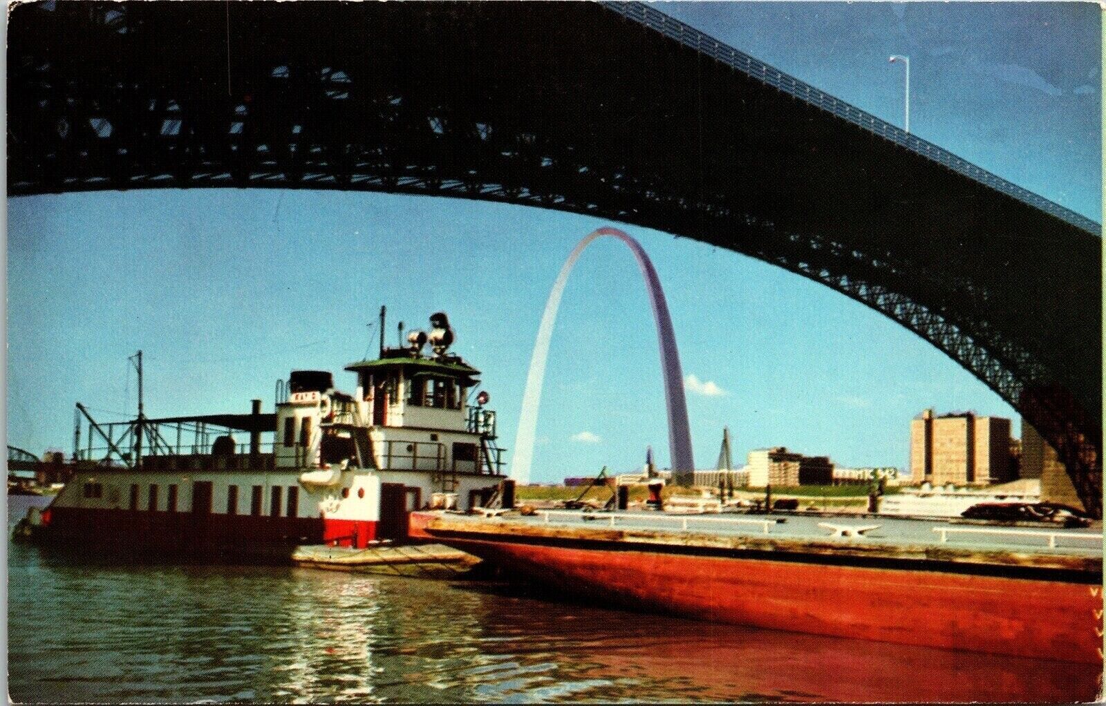 St Louis Riverfront Tugboat Barge Mississippi Gateway Arch MO Missouri ...