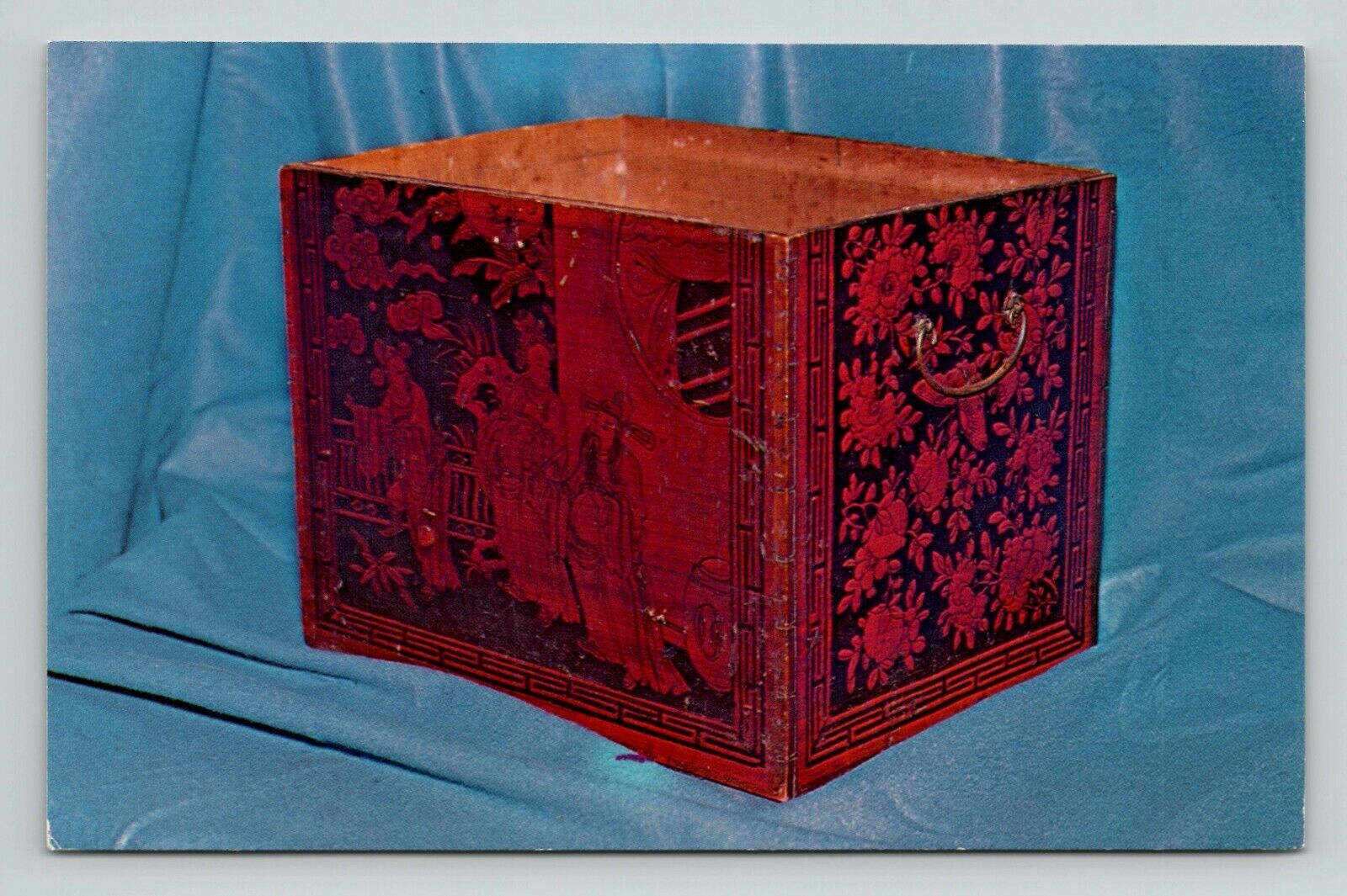 Postcard Vintage BOSTON TEA PARTY TEA CHEST Memorial Hall Washington D ...