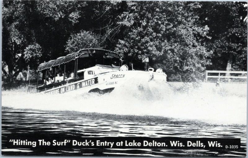 Wisconsin Dells - Tour boat - Hitting the Surf - Duck's Entry at Lake ...