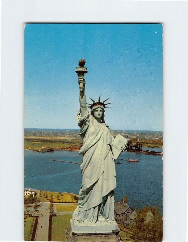 Postcard Statue Of Liberty, New York City, New York | United States ...