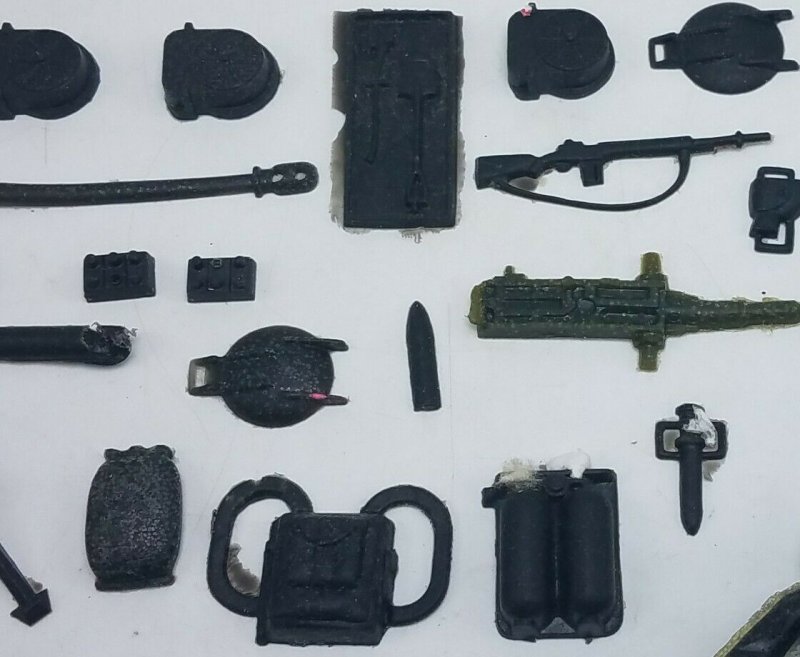 Vintage 1965 Thingmaker Fighting Men Lot of 40+ Completed Molded Items ...