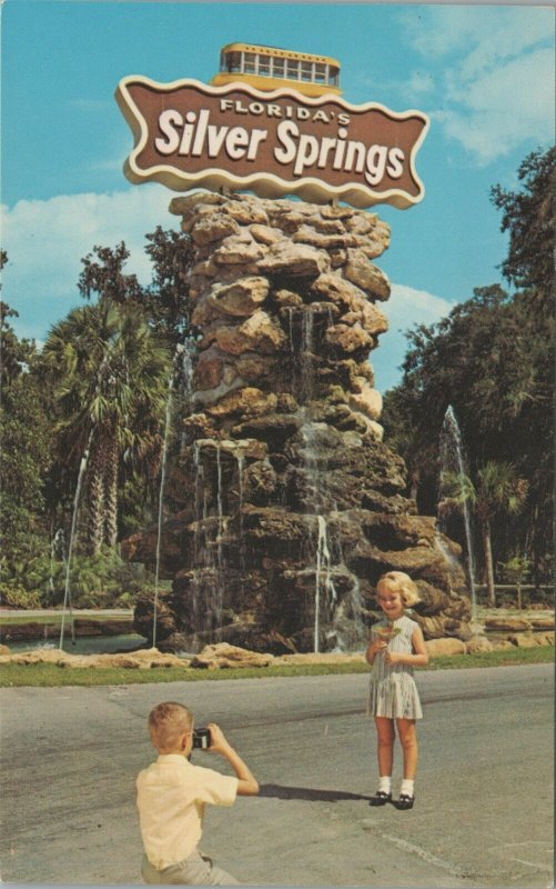 Vintage Silver Springs Florida model glass bottom boat children camera ...