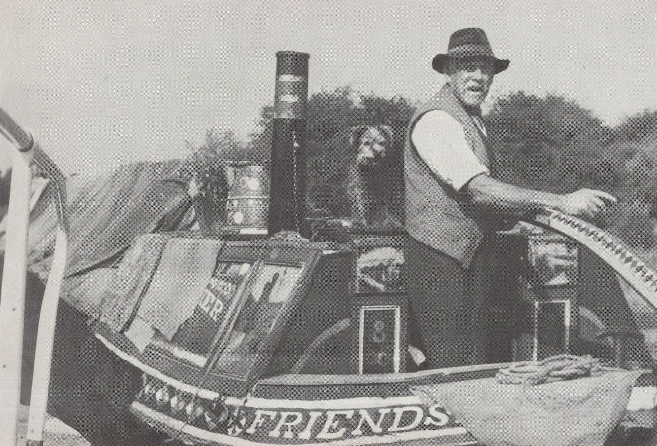 Joe Skinner In 1971 Horseboat Friendship On Oxford Canal Postcard ...