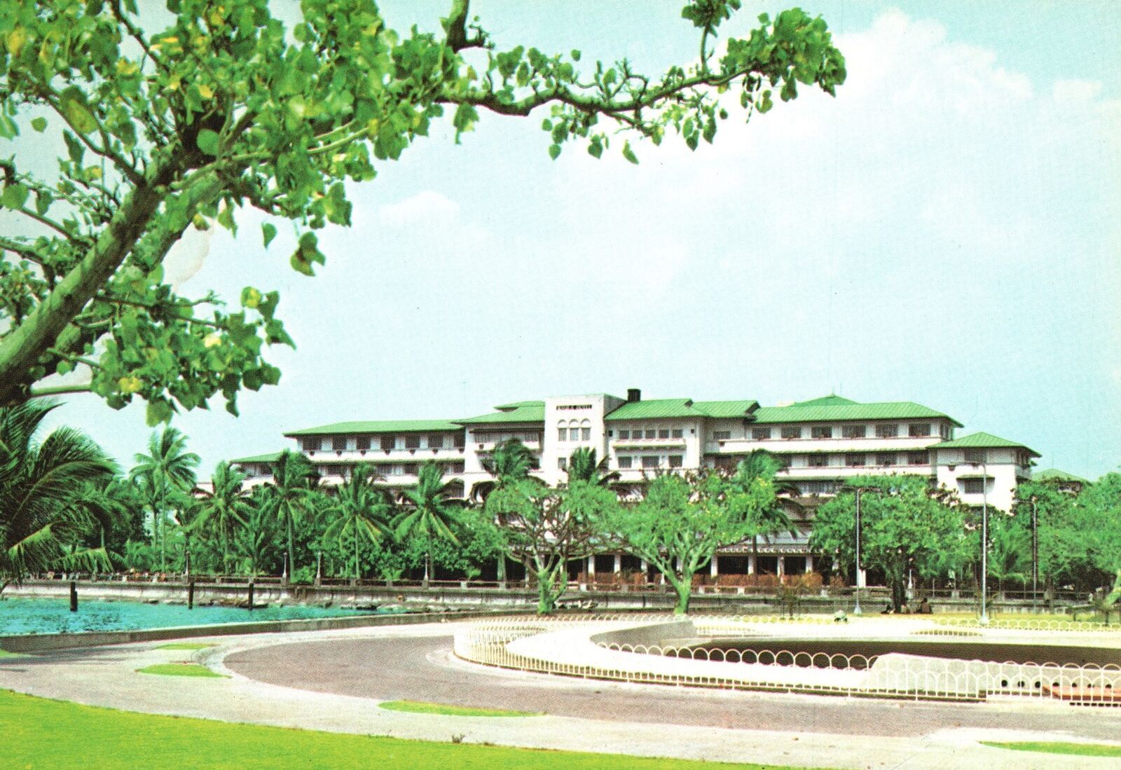 Vintage Postcard Design International Tourist Standards Manila Hotel ...