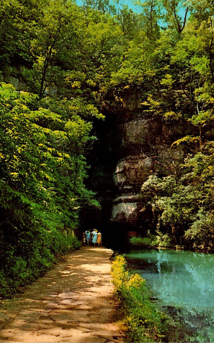 Missouri Roaring River State Park Roaring River Spring Near Cassville ...