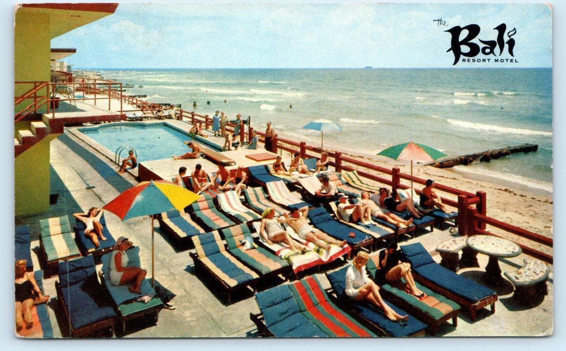 MIAMI BEACH, Florida FL ~ Roadside BALI RESORT MOTEL Pool c1950s-60s ...