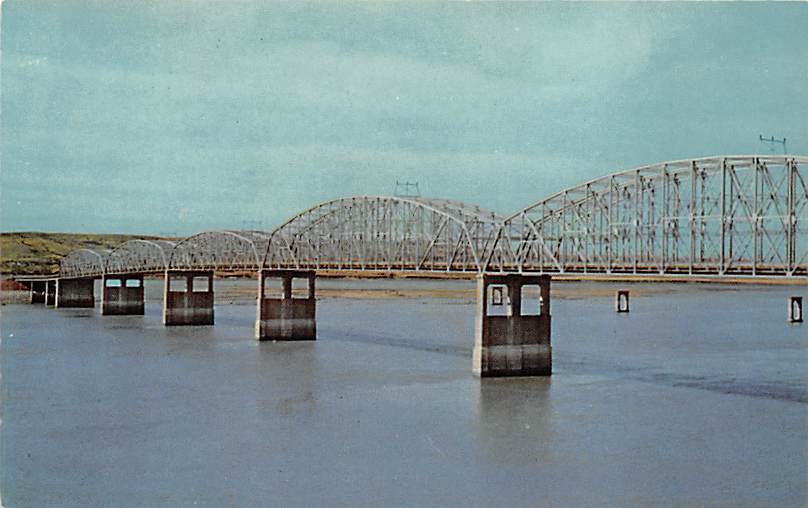 Missouri River Bridge Chamberlain SD | United States - South Dakota ...