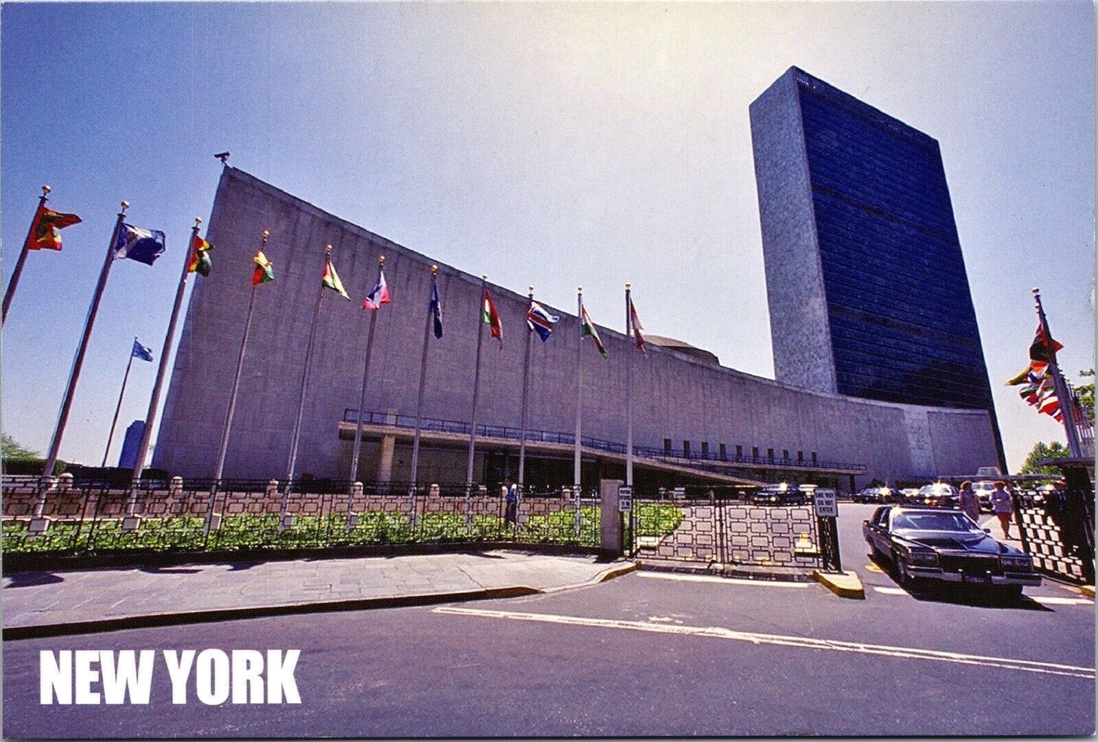 New York City NYC United Nations Building Landscape Chrome Postcard UNP ...