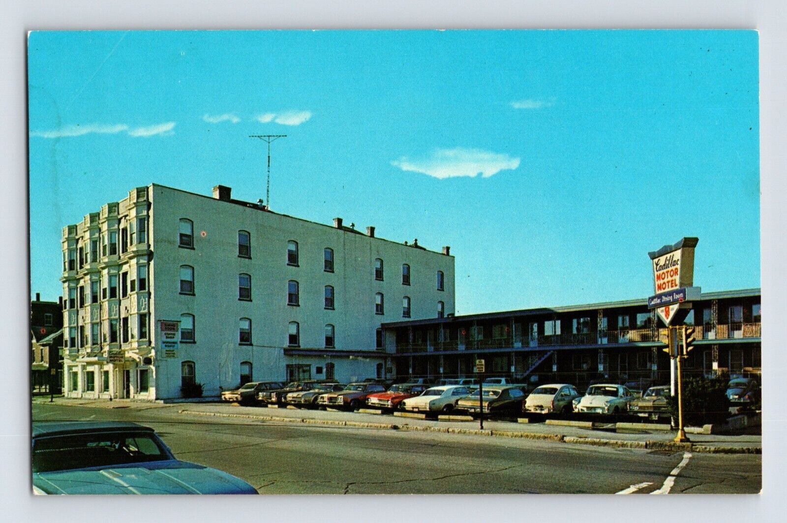 Postcard New Hampshire Manchester NH Cadillac Motor Hotel Motel 1970s ...