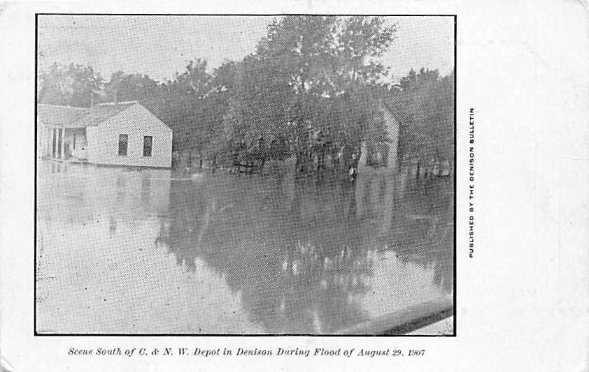 Seen south of C and NW depot on Dennison during flight of August 1907 ...