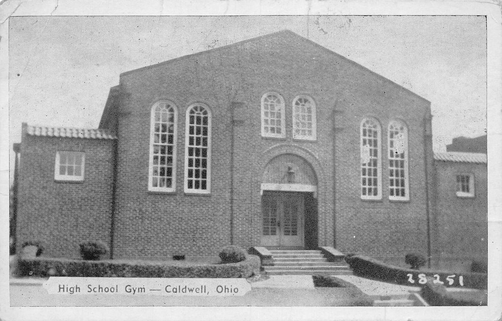 J84/ Caldwell Ohio Postcard c1940s High School Gymnasium Gym 44 ...