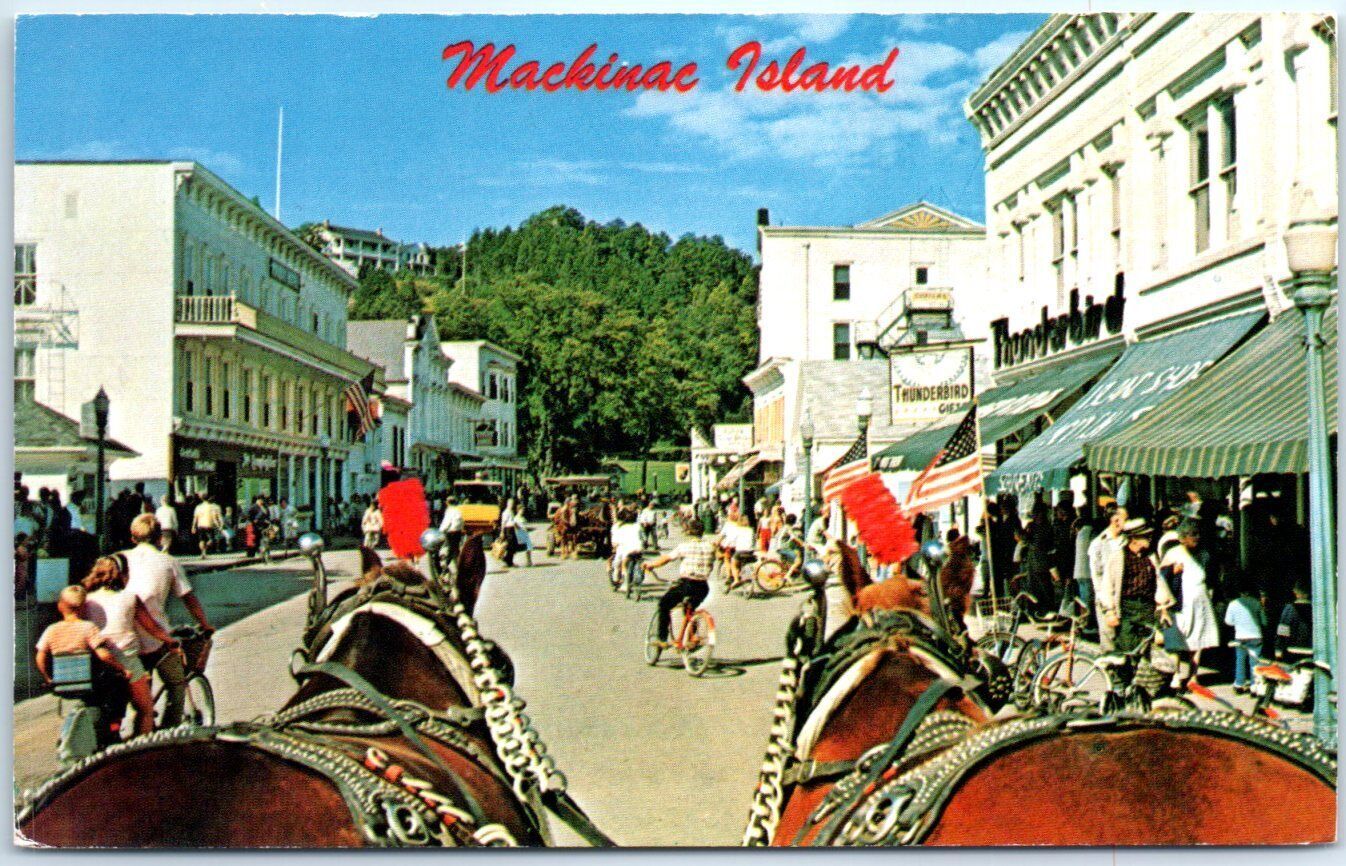 M-59209 A typical street scene on Mackinac Island Michigan | United ...
