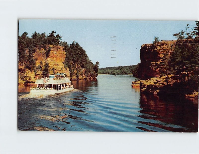 Postcard Clipper "Winnebago" at the Lower Jaws of the Dells, Wisconsin ...