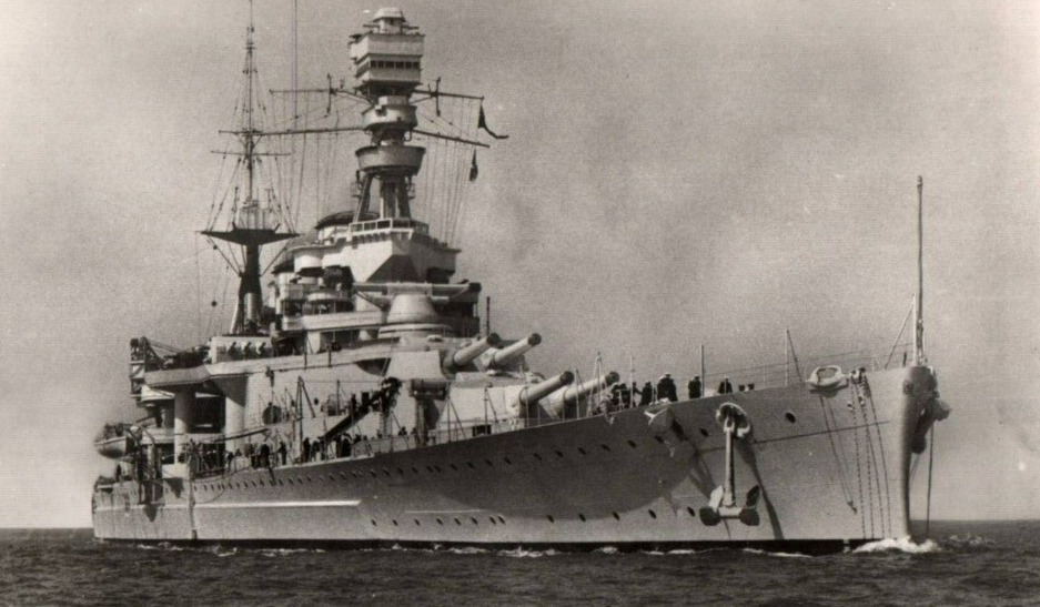 Photo British Royal Navy HMS Repulse Battle Cruiser War Time | Other ...