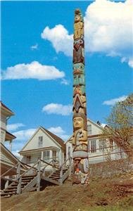 GIANT FROG TOTEM POLE Juneau, Alaska Native American Indian 50s Vintage ...