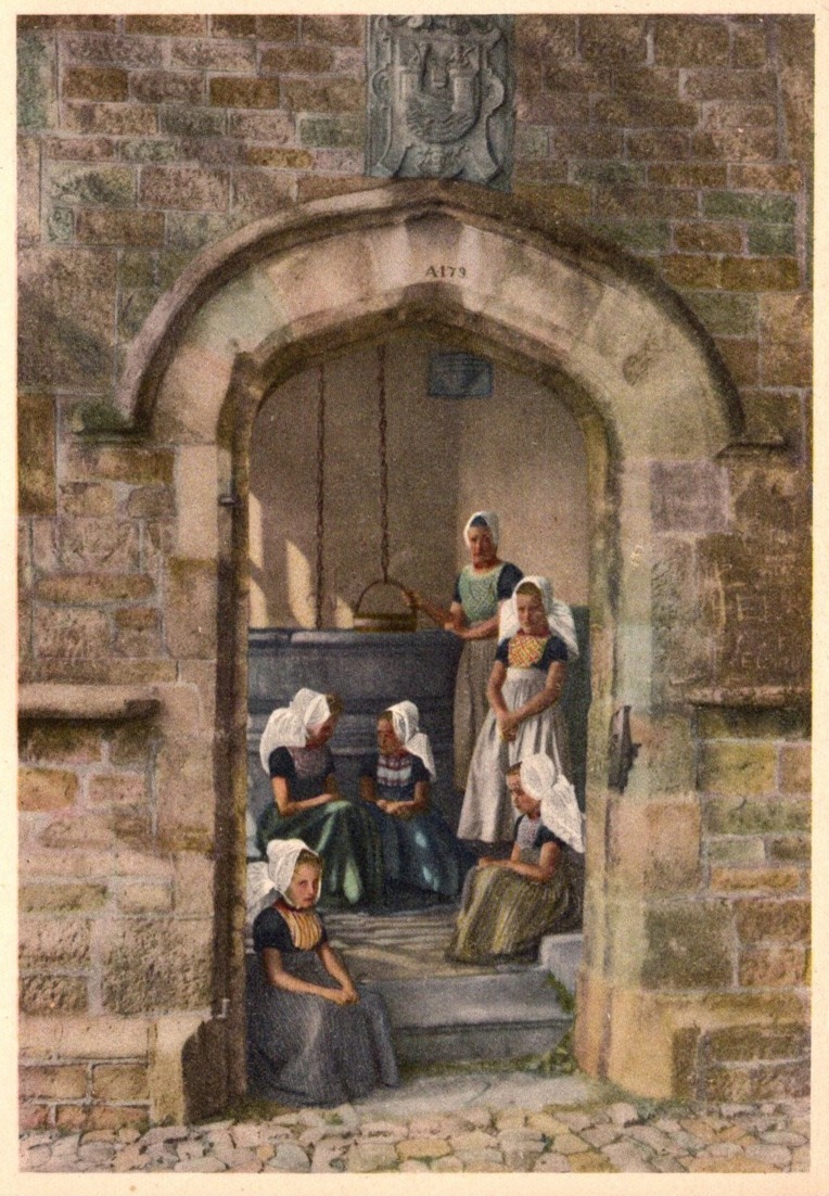 Netherlands National Costumes Of Holland Walcheren | Europe ...