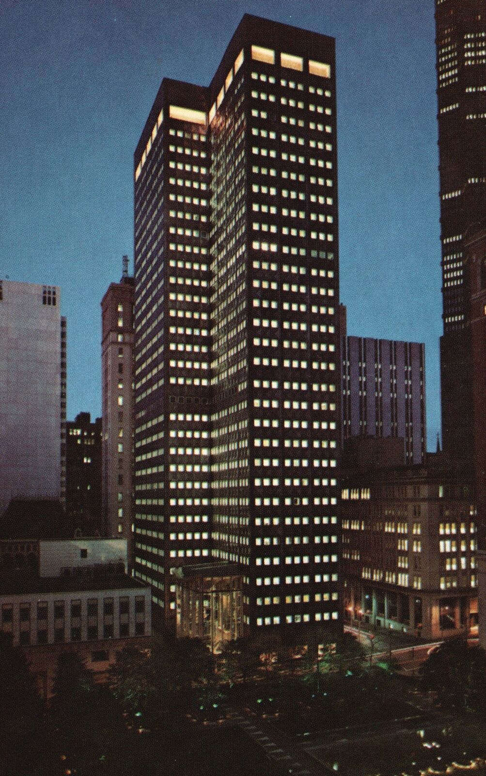 Vintage Postcard Alcoa Building Pittsburgh Golden Triangle Headquarters ...