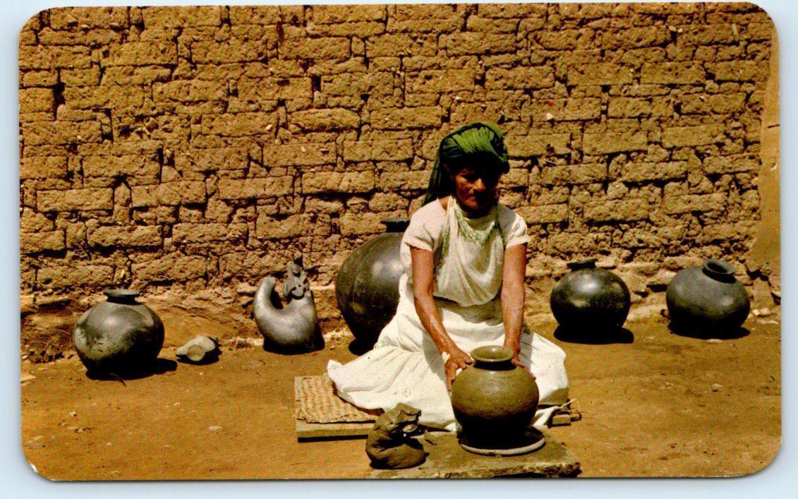 OAXACA, Mexico ~ ARTIST DONA ROSA Making Pot Without Wheel c1950s ...