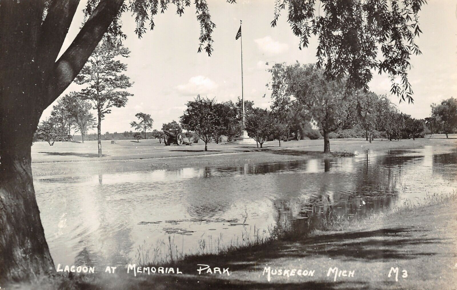 Muskegon Michigan~Memorial Park Lagoon~Flag Pole & Cannon~1940s RPPC ...