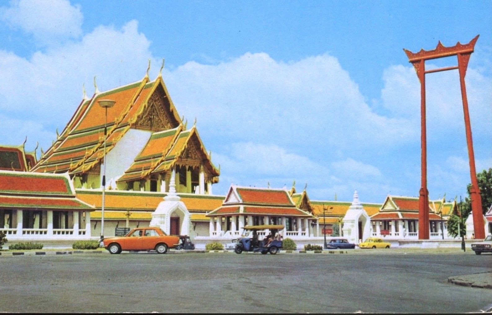 Wat Suthat Sao-Ching-Cha Bangkok Unused Vintage Old Cars Postcard D3 ...