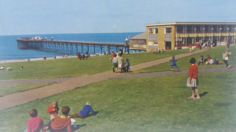 Vintage Postcard The Pier and Pavilion from the Green Hunstanton 1970 ...