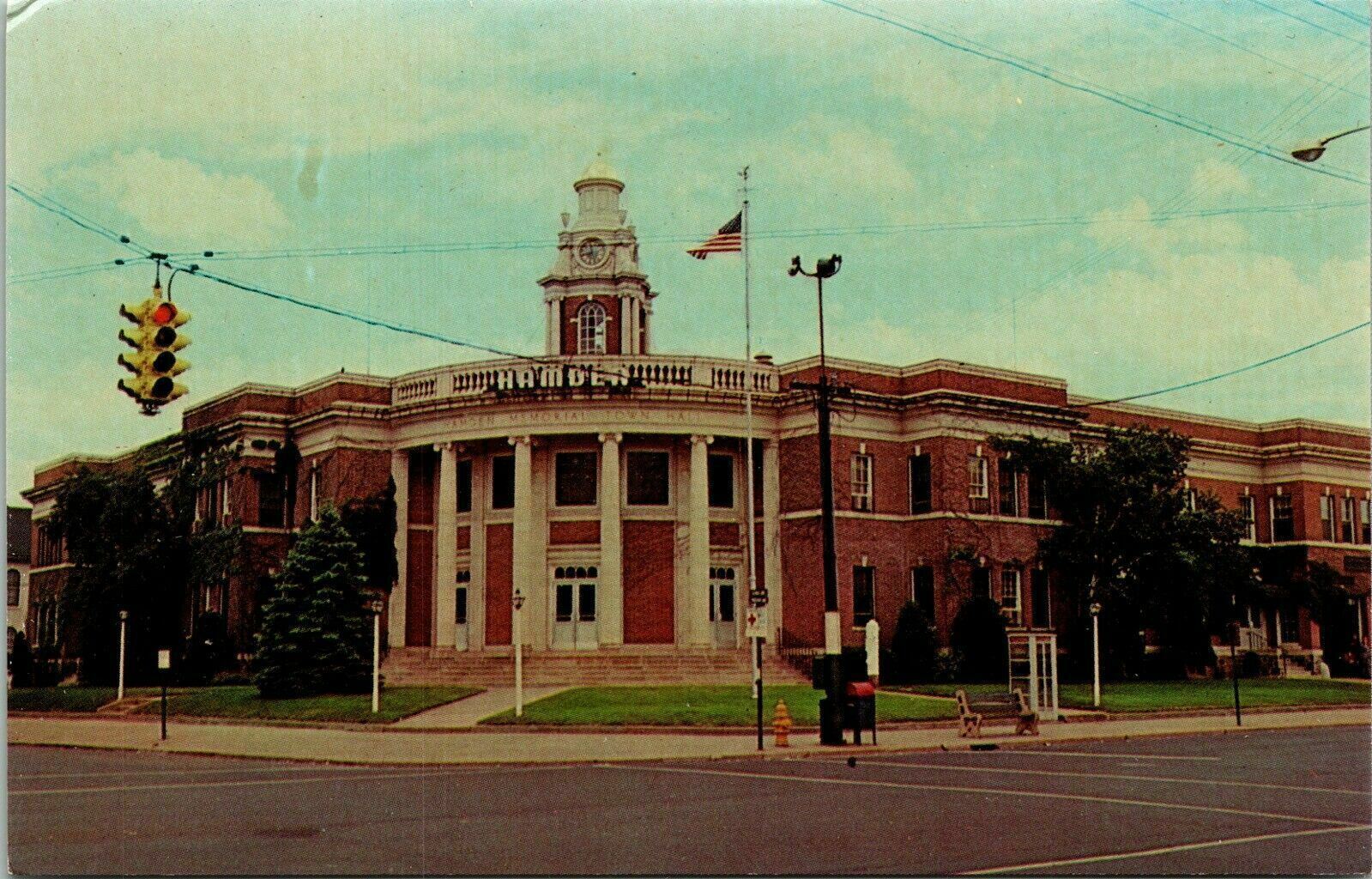 Hamden Connecticut CT Memorial Town Hall Street Light VTG Postcard UNP ...