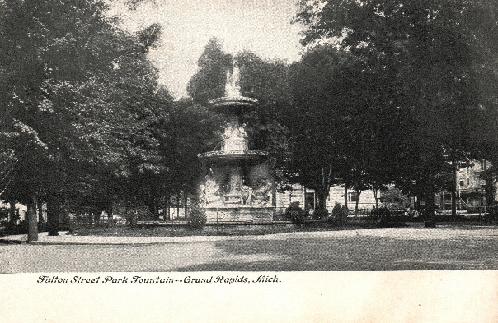 Vintage Postcard 1900's Fulton Street Park Fountain Grand Rapids ...