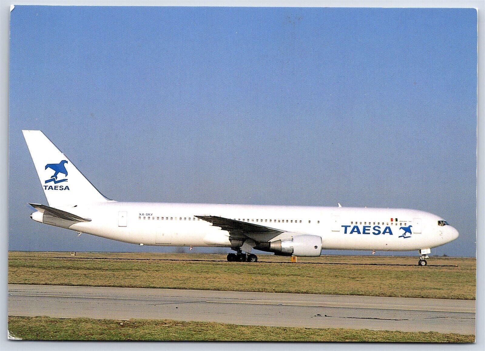 Airplane Postcard Taesa Mexico Airlines Boeing 737-3Y0er XA-SKY at ...
