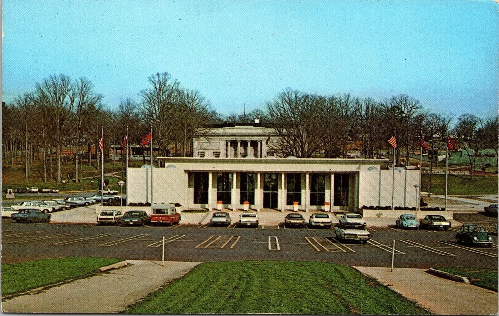 Grant Park Zoo Atlanta Georgia GA Visitor Center Cyclorama Cars Flags ...