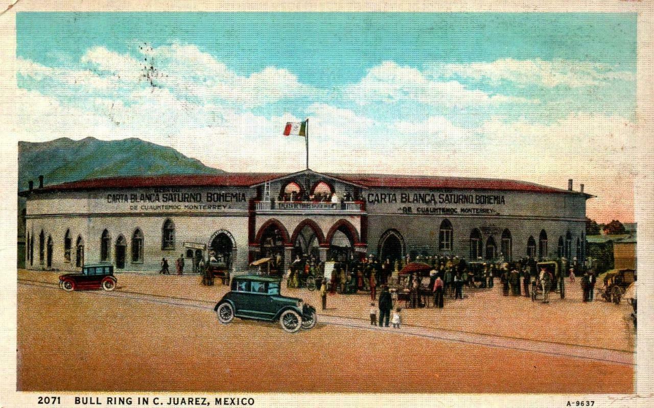 Juarez, Mexico - People lined up at the Bull Ring - 1940s - Vintage ...