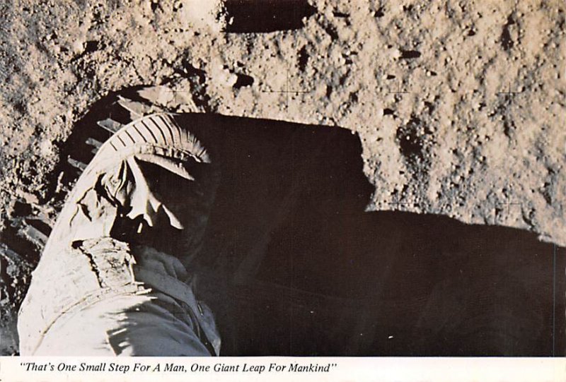 Foot Step On Moon Foot Step On Moon, Apollo 11 Moon Landing | Topics ...