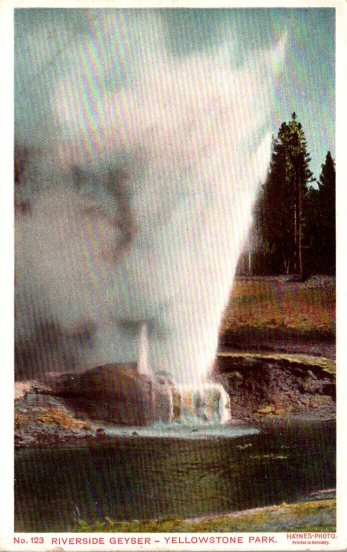 Yellowstone National Park Riverside Geyser | United States - US ...