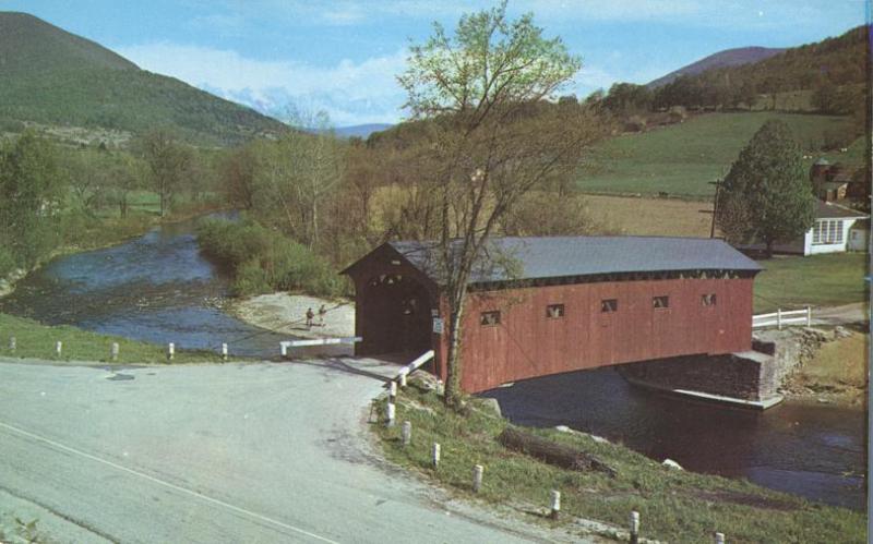 Covered Bridge over Battenkill River - West Arlington VT, Vermont ...
