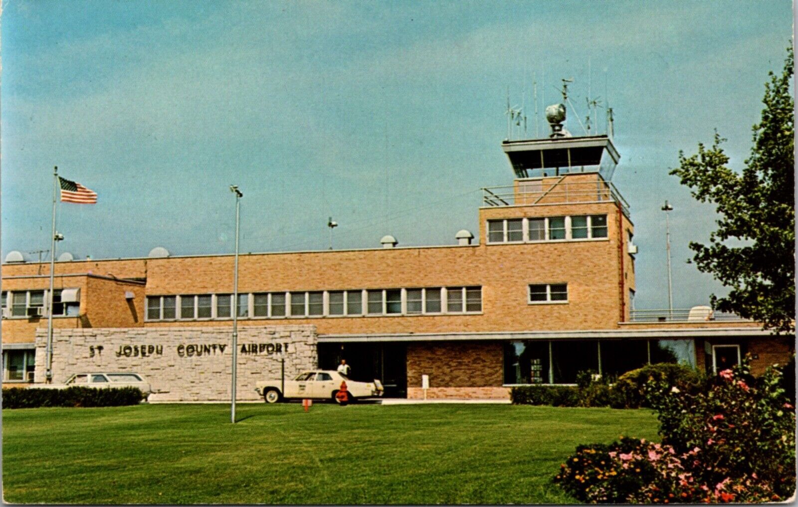 PC St. Joseph County Airport Terminal Building, Bendix Field South Bend ...