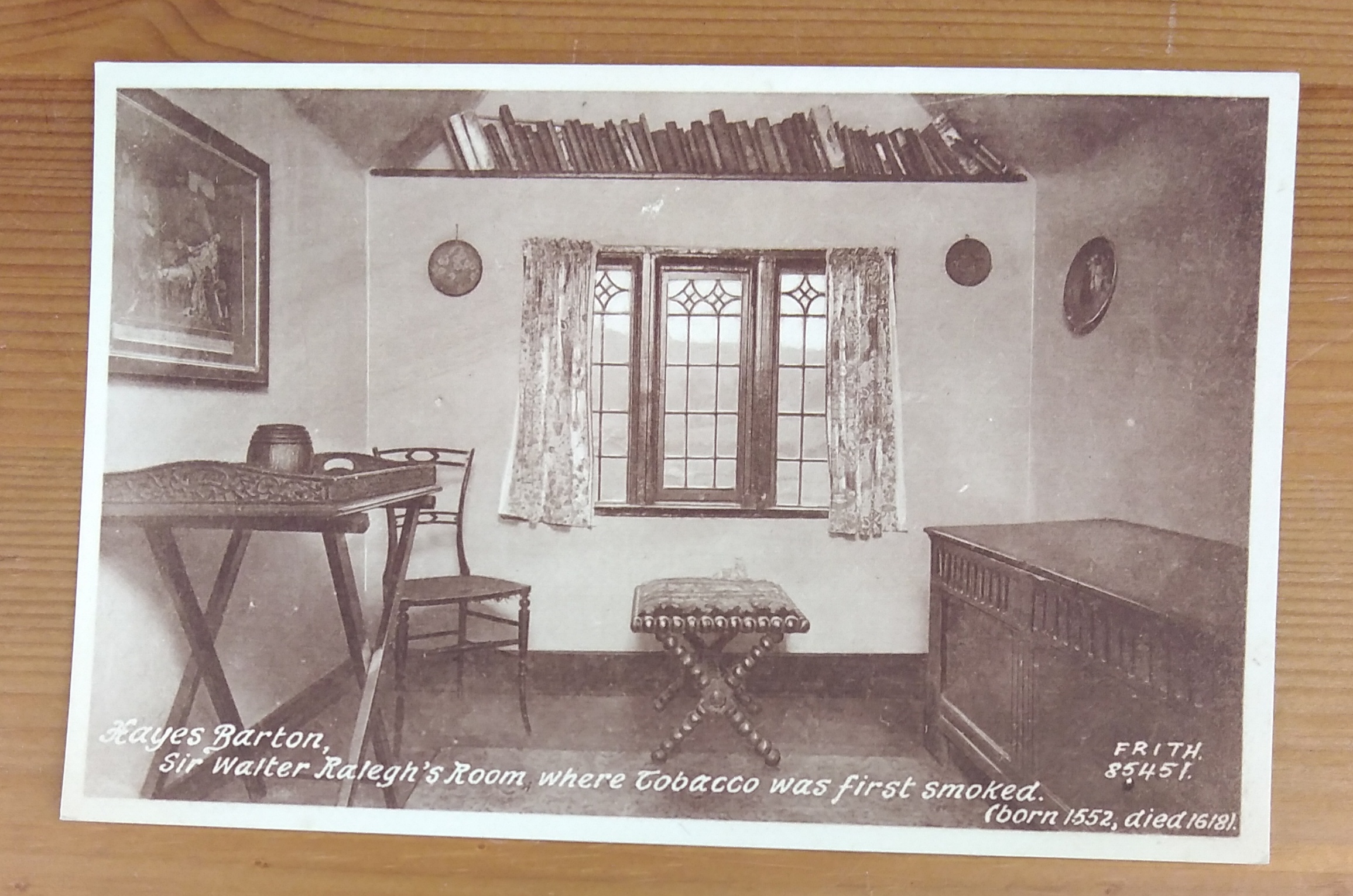 Sir Walter Raleigh's Room Hayes Barton Devon Vintage Postcard (M1D ...