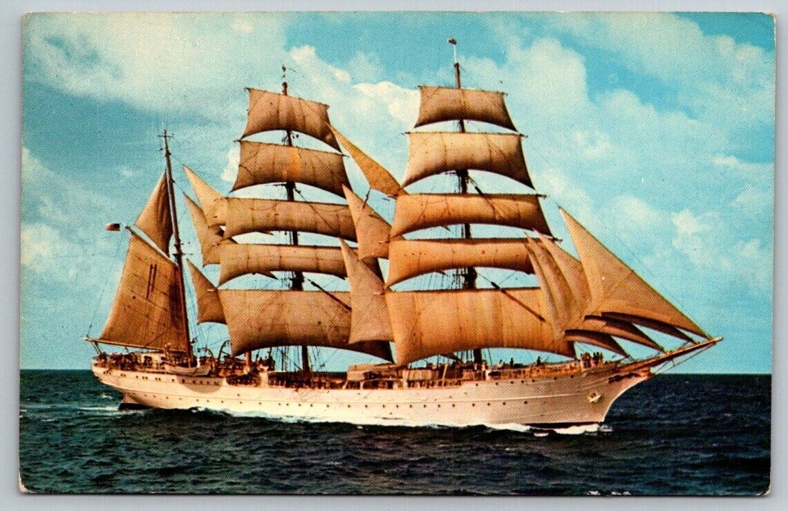 US Coast Guard Cadet Training Bark Eagle - New London, Connecticut ...