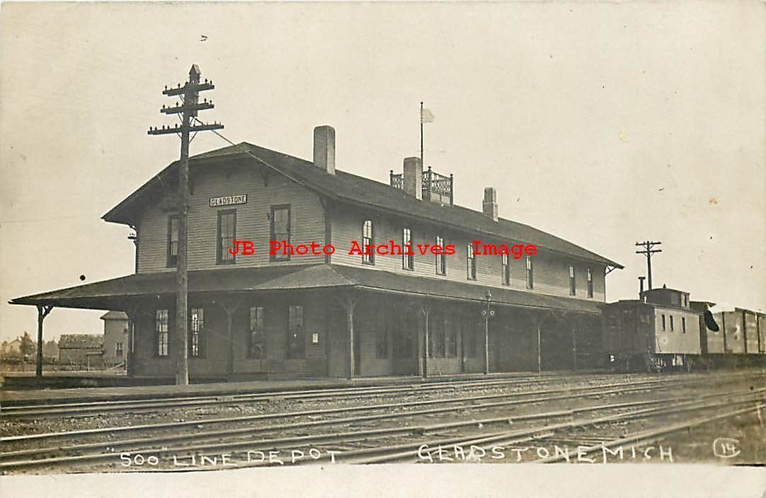 Depot, Michican, Gladstone, RPPC, Soo Line Railroad Station, Photo No ...