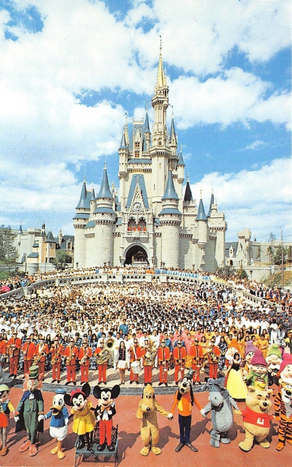 Walt Disney World~Characters-Band Posing @ Cinderella Castle~Postcard ...