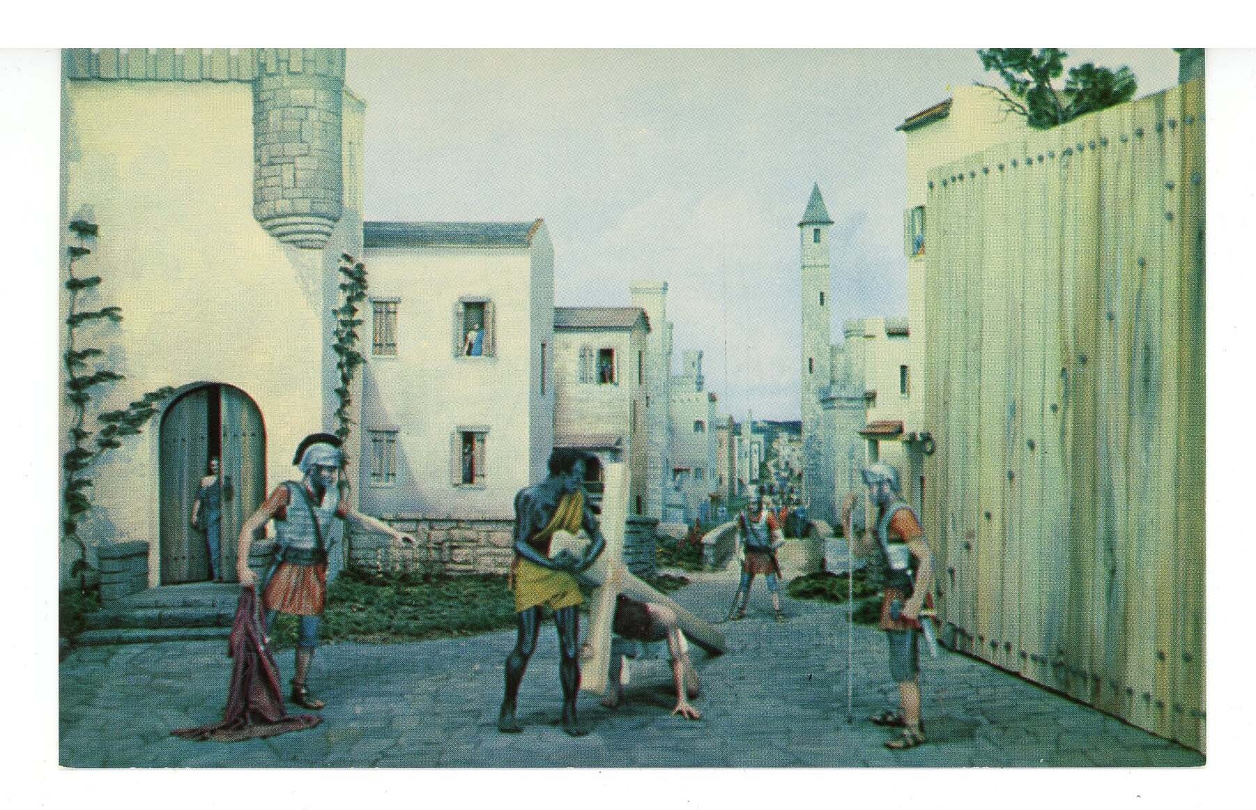 FL - Silver Springs. Prince of Peace Memorial, Jesus Carrying the Cross ...