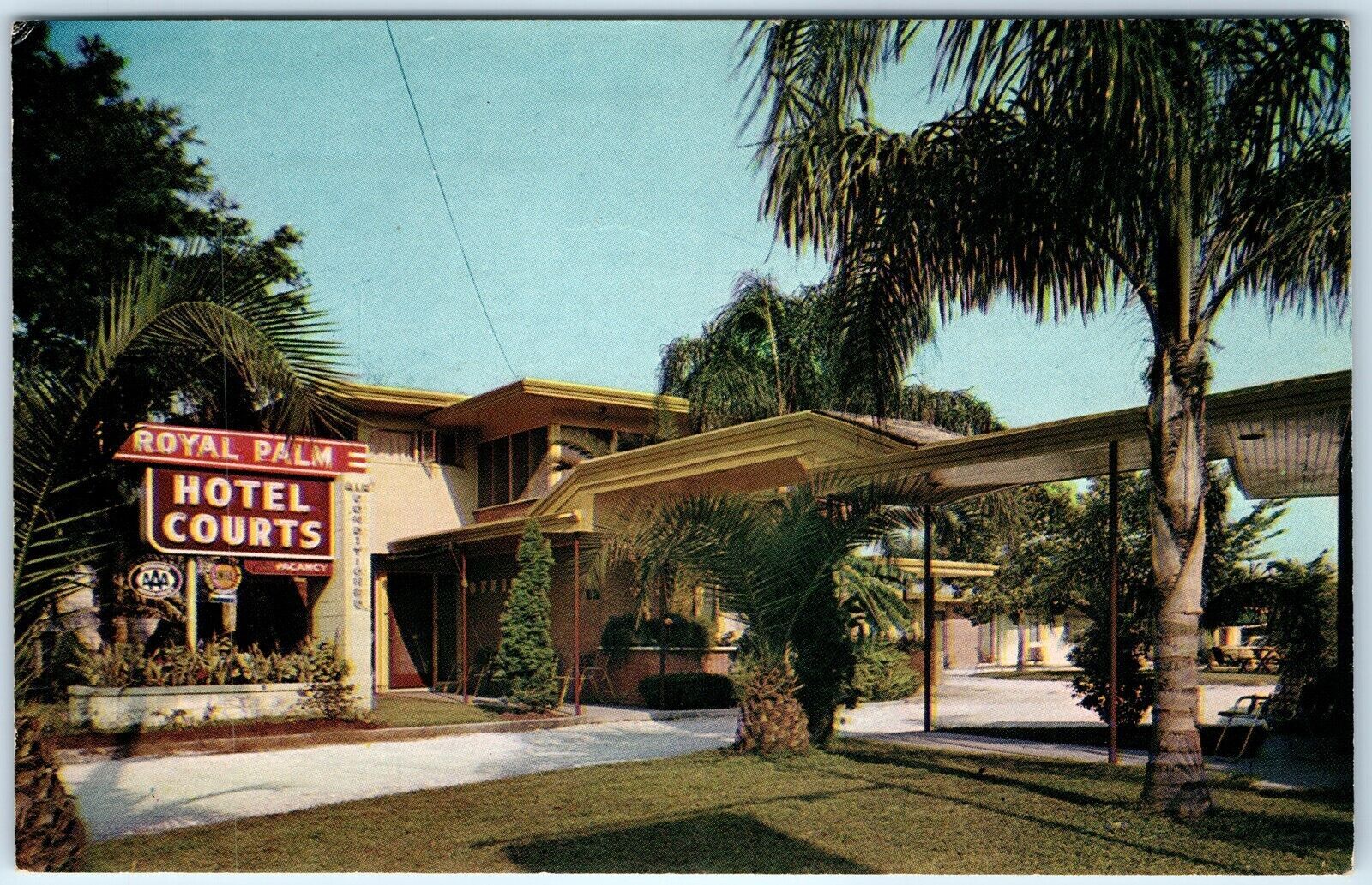 c1950s New Orleans, LA Royal Palm Hotel Courts Neon AAA Sign +Foam ...