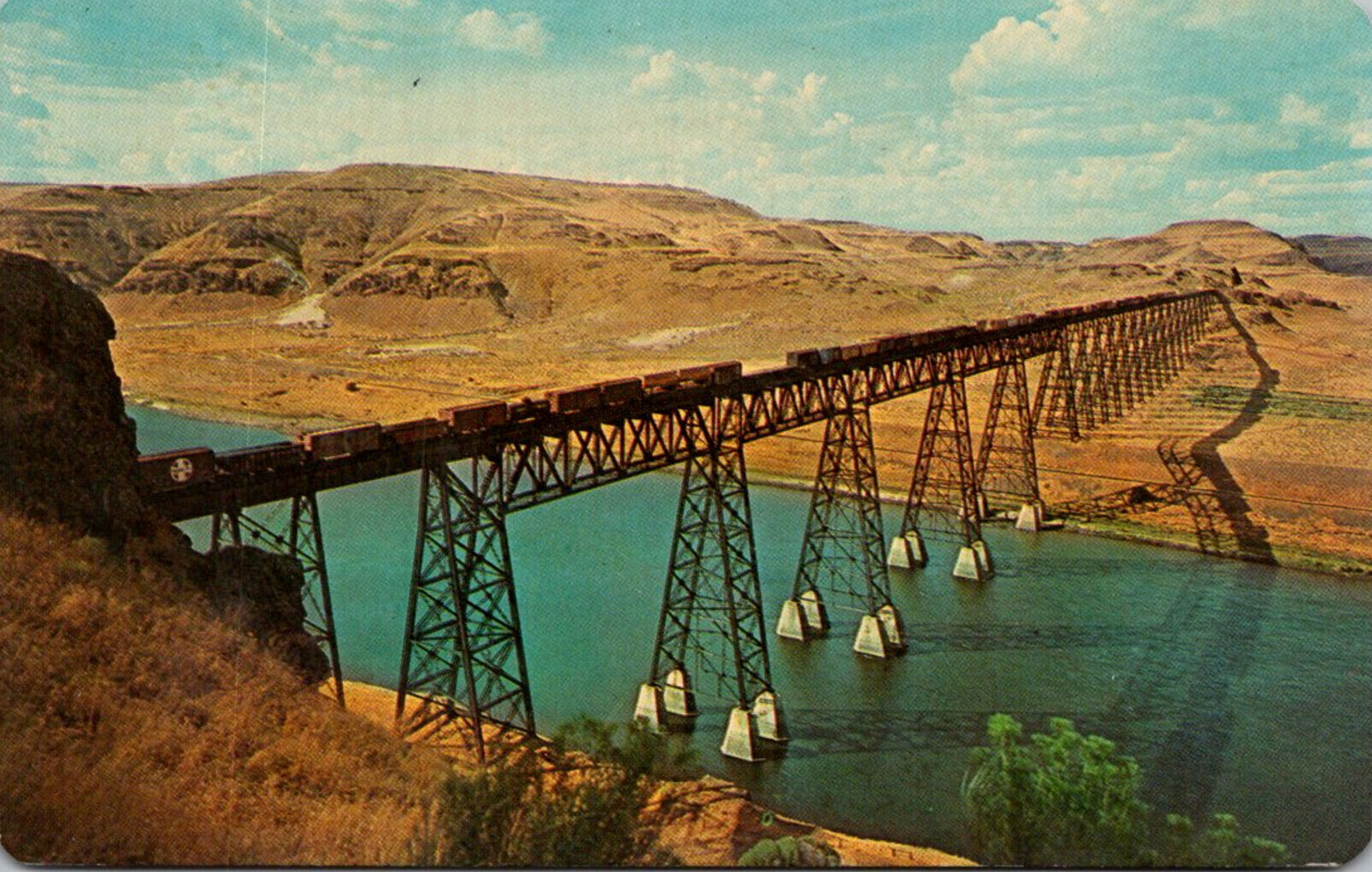 Train Crossing Union Pacific Railroad Bridge At Lyons Ferry | Topics ...
