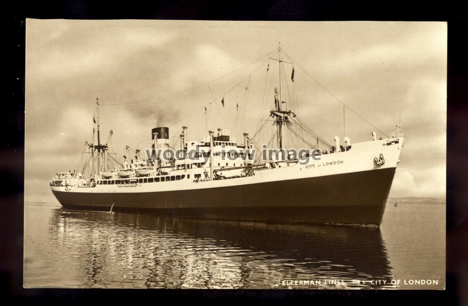 ca0232 - Ellerman Cargo Ship - City of London , built 1947 - postcard ...